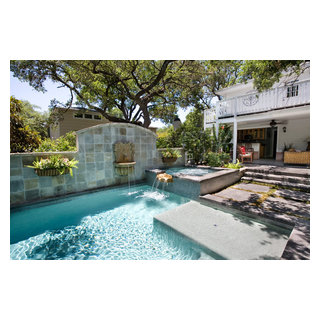 Alamo Heights Fountain Pool - Traditional - Pool - Austin - by Brad ...