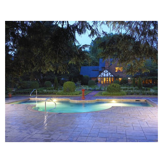 Award Winning Pools - Traditional - Pool - Richmond - by Douglas ...