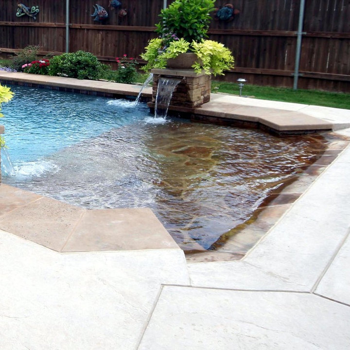 Beach Entry Pools - Photos & Ideas | Houzz