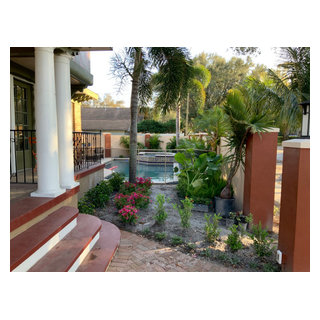 Bell - Modern - Pool - Tampa - by Modern Pools | Houzz