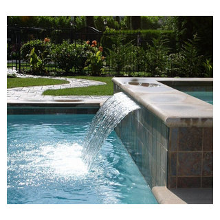 Bellevue pool - Contemporary - Pool - Seattle - by Lifestyle Landscapes ...