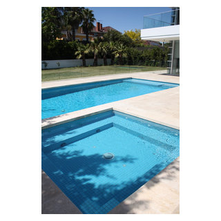 Big sky blue - Contemporary - Pool - Melbourne - by Minke Avant-Garde ...