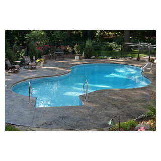 Bill and Sandy - Arts & Crafts - Swimming Pool & Hot Tub - Detroit - by ...