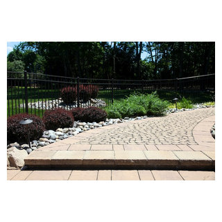 Boulder Waterfall Pool - Montagne - Piscine - New York - par Blue Haven ...