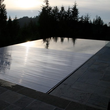 Hydraulic Pool Cover - Photos & Ideas | Houzz