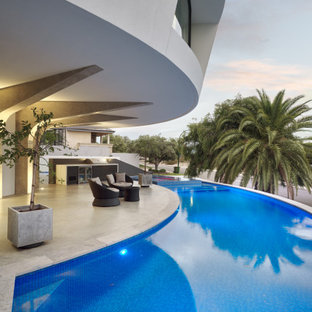 75 Beautiful Front Yard Pool Ideas & Designs - July 2021 | Houzz AU