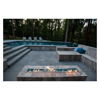 Buckhead Steep Slope Infinity Pool with Seat Wall & Fire Pit ...
