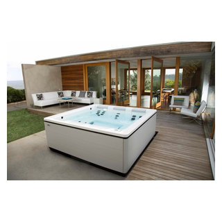 Bullfrog Spas Gallery - Contemporary - Pool - Other - by Bull Frog Spas ...