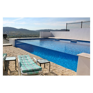 Canberra ponderosa - Mediterranean - Pool - Canberra - Queanbeyan - by ...