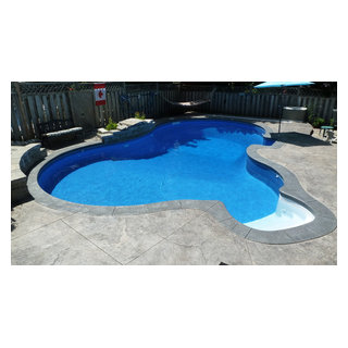 Cantilever Concrete Coping Edges - Transitional - Pool - Toronto - by ...