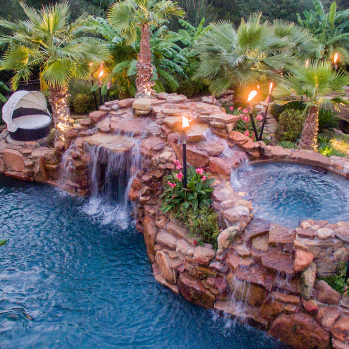 Lazy River Pool - Photos & Ideas | Houzz