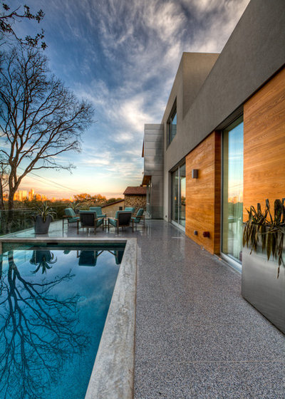 Reflecting Pools as Liquid Assets