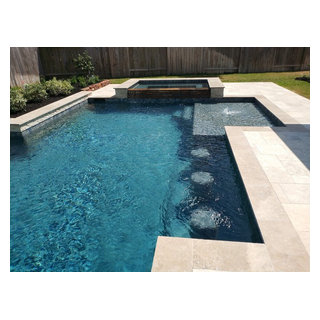 Conway Pool - Transitional - Pool - Houston - by Carnahan Landscaping ...