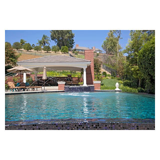 Country Club Infinity Pool and Outdoor Living - Modern - Pool - Los ...