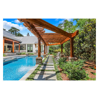 Covington Farmhouse - Farmhouse - Pool - New Orleans - by Smoketree ...