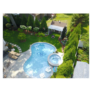 Cresskill Pool, Spa & Outdoor Kitchen - Traditional - Pool - New York ...