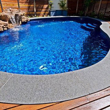 Curved Coping Stone - Photos & Ideas | Houzz