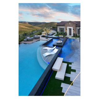 Custom Infinity Pool & Spa - Modern - Pool - Orange County - by ...