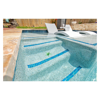 Customized Steps with Turtle Tile - Modern - Pool - by Paradise Oasis ...
