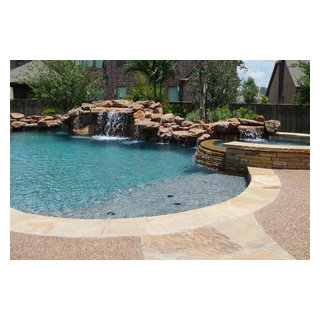 Dixon - Traditional - Pool - Houston - by Regal Pools, LLC | Houzz