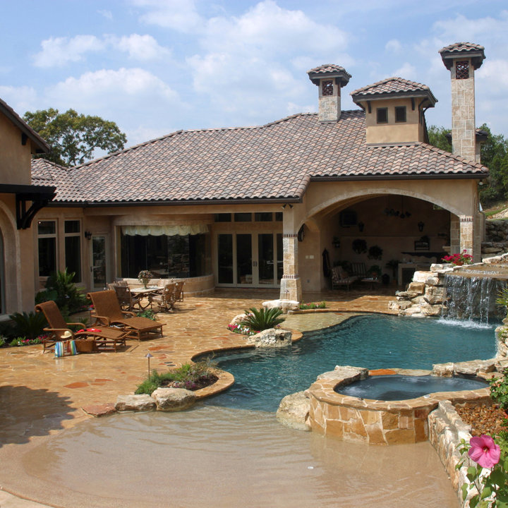 Beach Entry Pools - Photos & Ideas | Houzz