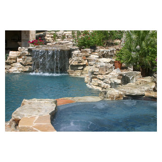 Double Beach Entry Pool - Beach Style - Pool - Austin - by Keith Zars ...