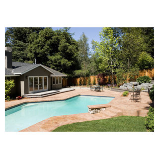 Exterior - Traditional - Pool - San Francisco - by Harrell Design ...