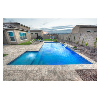 Fernandez - Modern - Pool - Phoenix - by Thunderbird Pools And Spas | Houzz