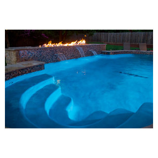 Fireplaces & Fire Pits - Fire and Water Display - Craftsman - Pool ...