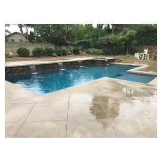 Flores residence. Tropics blue mini pebble with a touch of glass ...