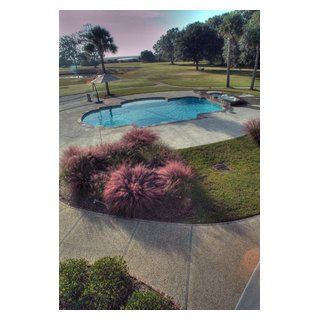 Focal Point - Mediterranean - Pool - Other - by Crystal Pools LLC | Houzz