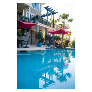 Free Form Swimming Pool Design in Mt. Pleasant, SC - Modern - Swimming ...