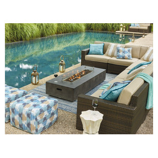 Frontgate - Contemporary - Pool - Other - by FRONTGATE | Houzz