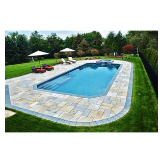 Geometric Pool with Spa 2017 - Traditional - Pool - Bridgeport - by ...