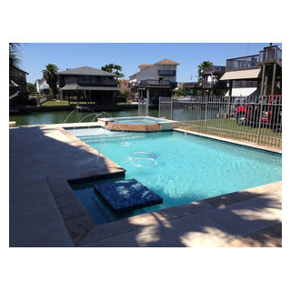 Geometric Pools - Transitional - Pool - Houston - by McKinney Custom ...