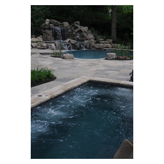 Gib - San Pools Ltd. - Traditional - Swimming Pool & Hot Tub - Toronto ...