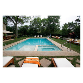 Glencoe, IL Swimming Pool and Hot Tub - Traditional - Pool - Chicago ...