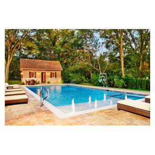 Glencoe, IL Swimming Pool and Interior Hot Tub - Klassisch - Pools ...