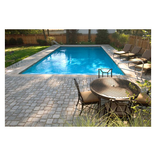 Glencoe, IL Swimming Pool with Full-End Steps - Traditional - Pool ...