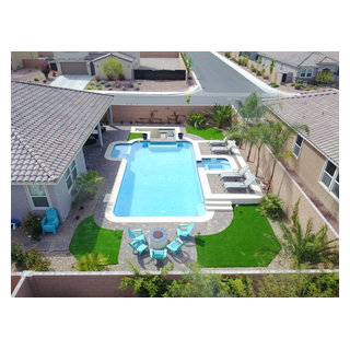 Hart Residence - Traditional - Pool - Las Vegas - by Beautify ...