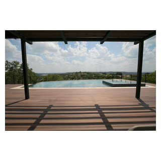 Hill Side Overflow Pool with Infinity Edge - Contemporary - Pool ...