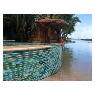 Hirsch Glass - Linea Mosaic - Color: Cool Heat - Pool - New York - by ...