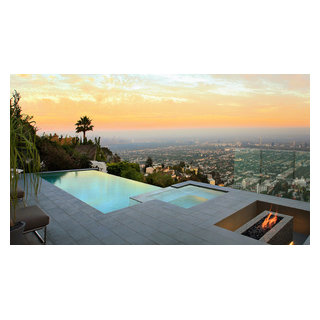 Hollywood Hills Modern - Modern - Pool - Los Angeles - by Los Angeles ...