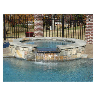Hot Tubs / Water Features - Contemporary - Pool - Dallas - by Pools by ...