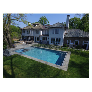 In-ground Swimming Pool with Built in Spa on the Sound - Contemporary ...