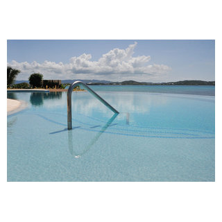 Infinity Edge Pool - Tropical - Pool - Portland - by MCM Design | Houzz