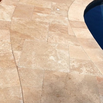 French Pattern Travertine Pool - Photos & Ideas | Houzz