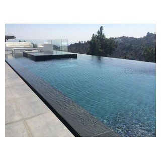 Discover the Ultimate Luxury: Infinity Edge Pool Detail Revealed
