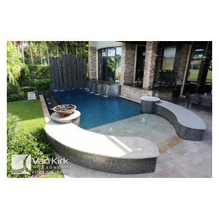 Lagoon Freeform Pool with Custom Fountains and Zero Depth Entry in Boca ...