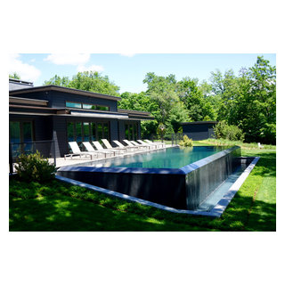 Lakeside Infinity Edge Pool - Modern - Pool - Bridgeport - by ...
